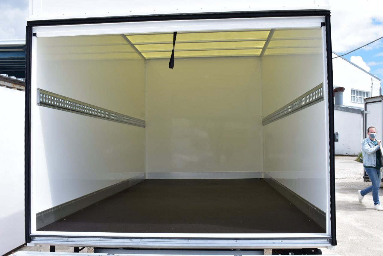 Cajas paqueteras chasis cabina - Recapol Carrocerías