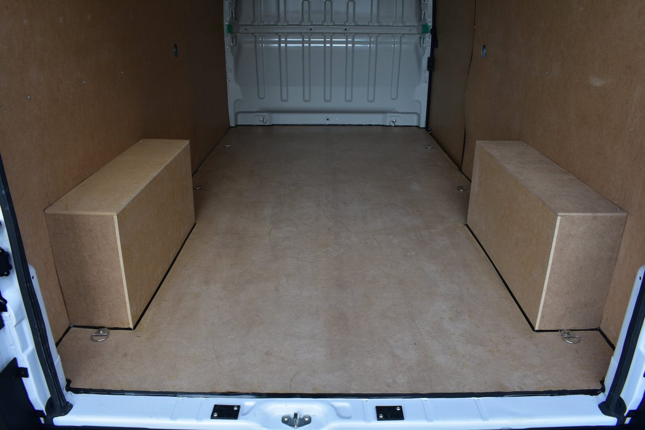 Panelados y plastificados para furgonetas - Recapol Carrocerías